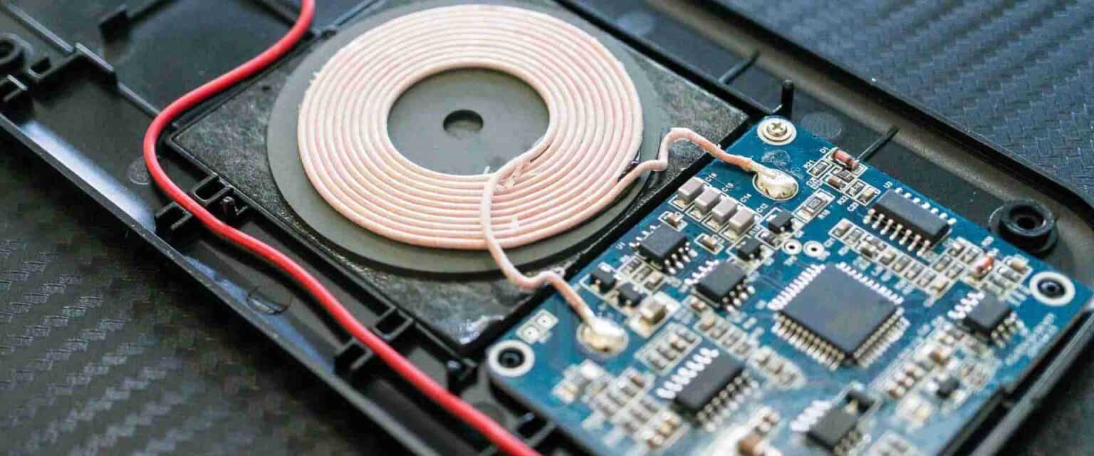 The Ins and Outs of SMT Circuit Boards – Prototype PCB Assembly